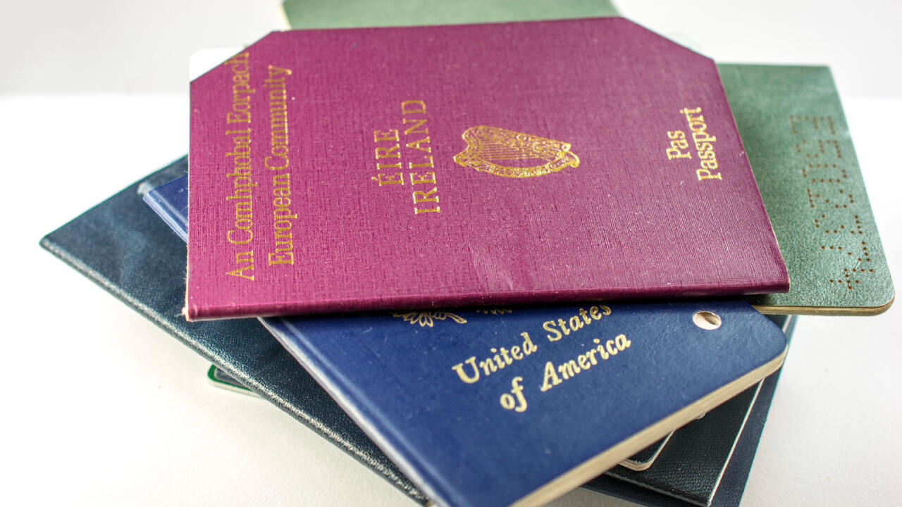 Apatride - Les mots de l'actualité - Français Facile - RFI