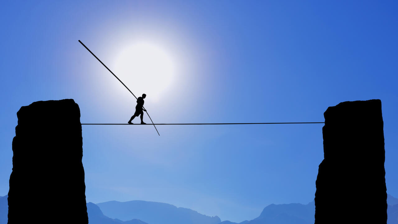 Équilibriste - Les mots de l'actualité